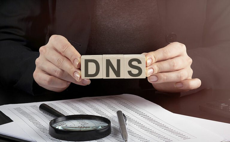 Authoritative DNS server – everything you need to know - dnssystem.org